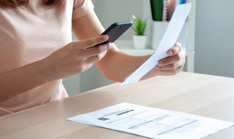 How to recharge FASTag Online and Offline - Airtel Thanks App