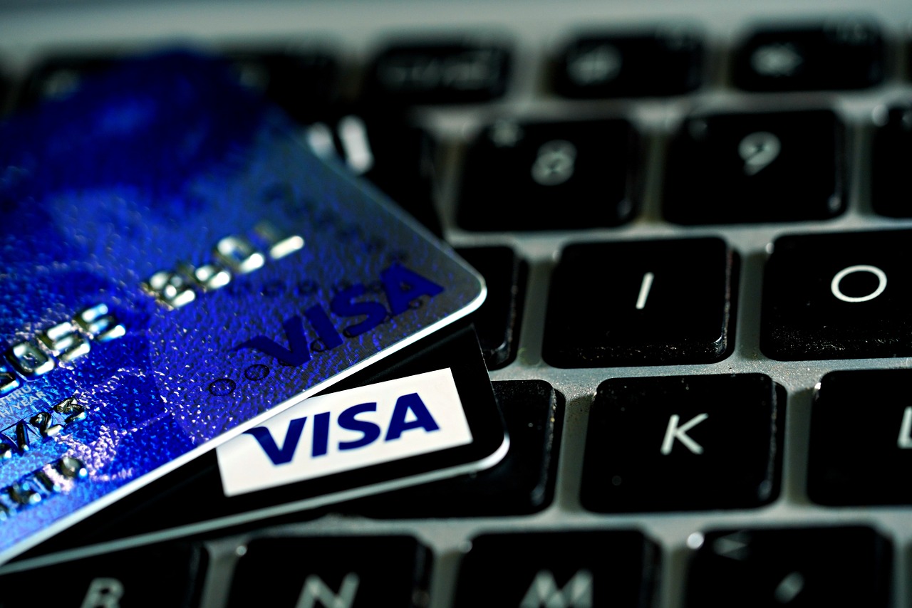 Credit Card Debt Solutions: Managing Debt in Economic Downturns