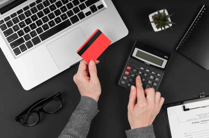 Credit Card Charges: Understanding Types and Calculations
