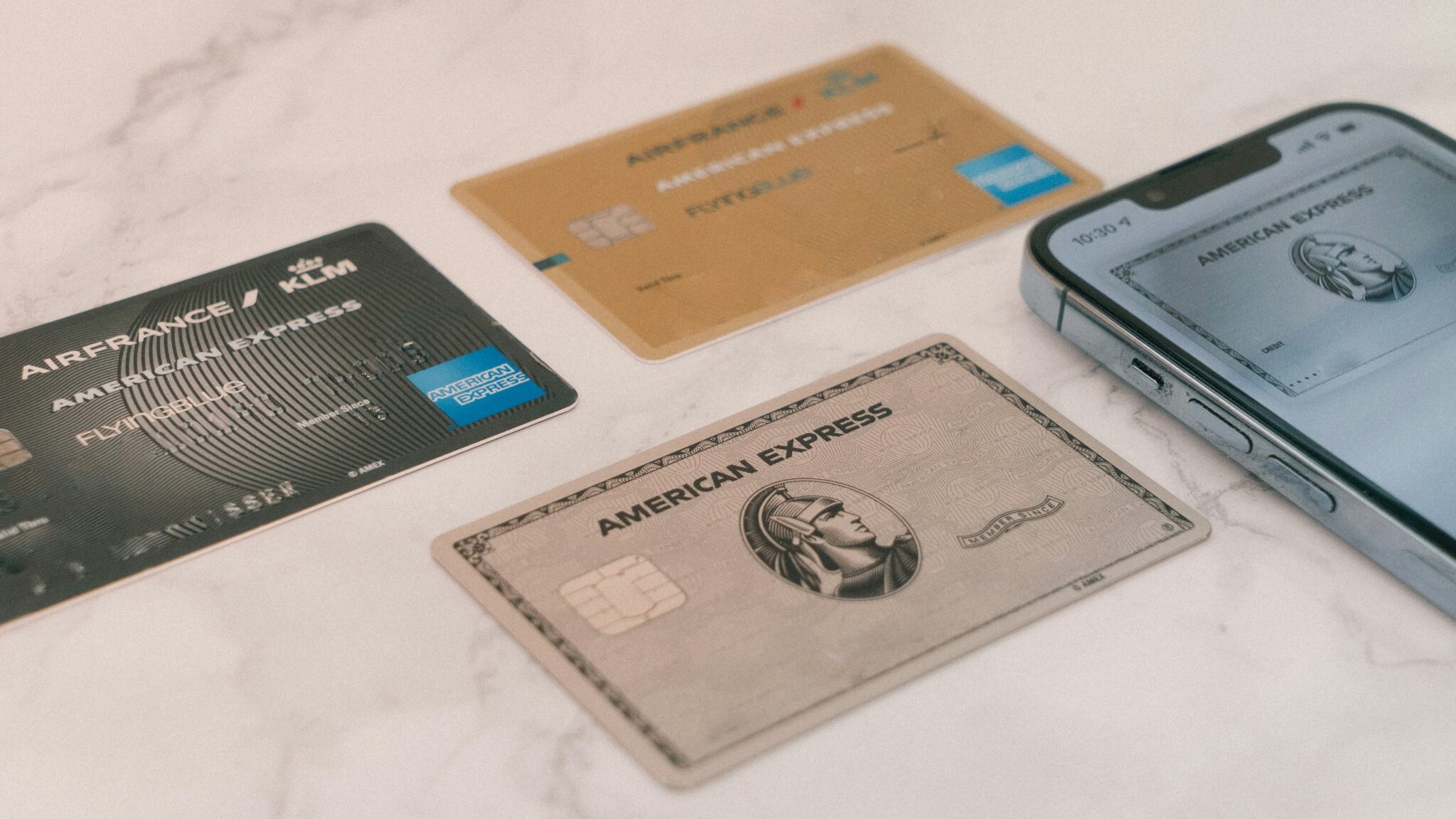 Amex vs Discover India: Rewards, Acceptance & Fees Compared