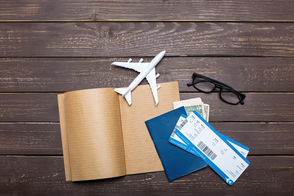 A Guide To Book Flight Tickets With the Bajaj EMI Card